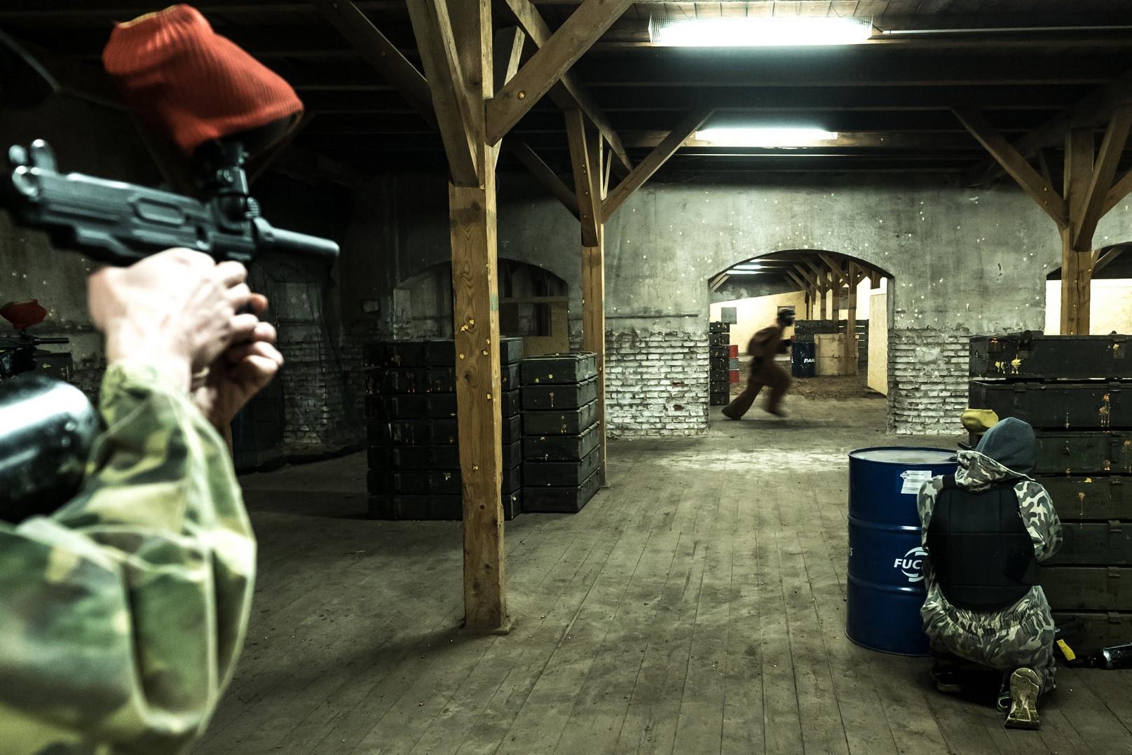 Fun in Prague. Paintball indoor- unlimited