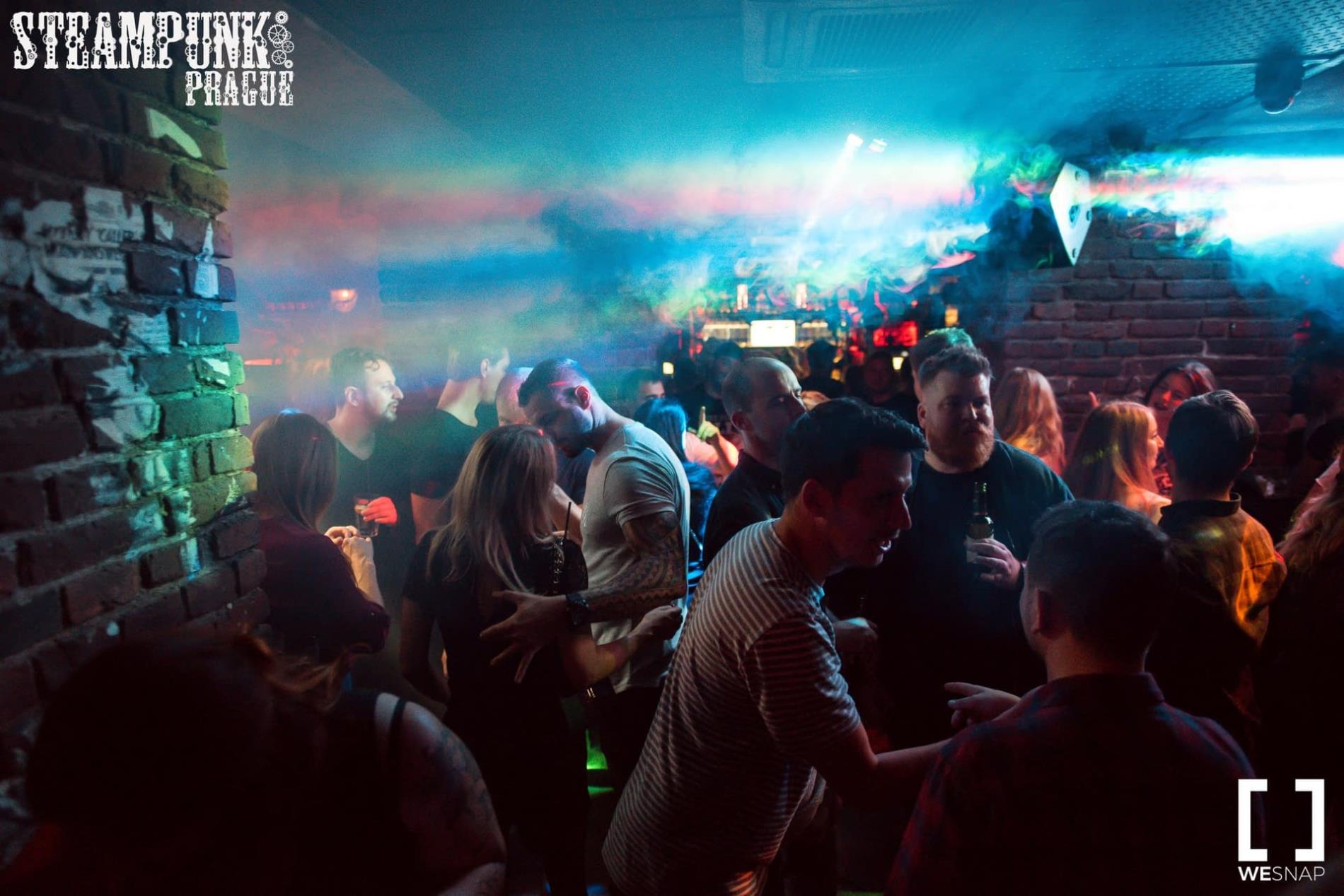 Fun in Prague. Prague nightlife ticket